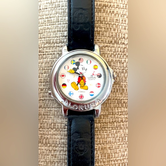 Lorus | Accessories | Mickey Mouse Lorus Singing Watch Vintage Leather ...